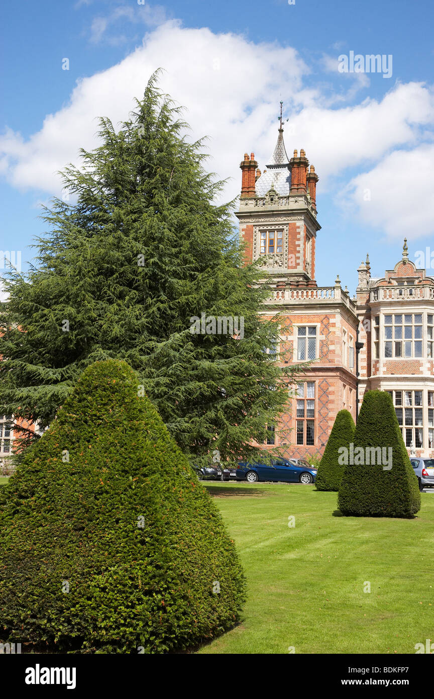 Crewe hall hotel hi-res stock photography and images - Alamy