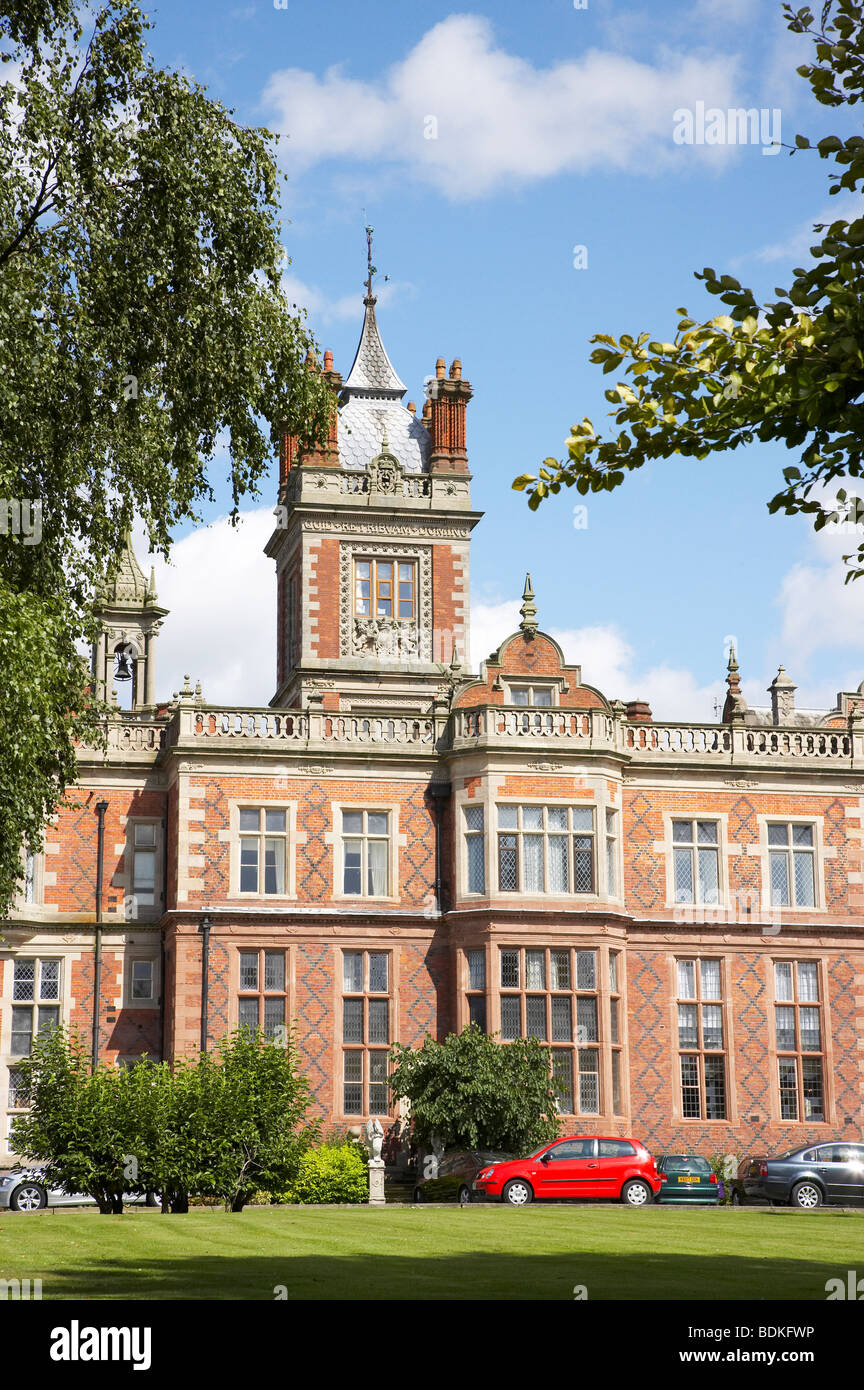 Crewe hall hotel hi-res stock photography and images - Alamy