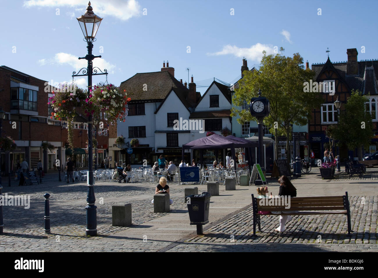 Hitchin high street hi-res stock photography and images - Alamy