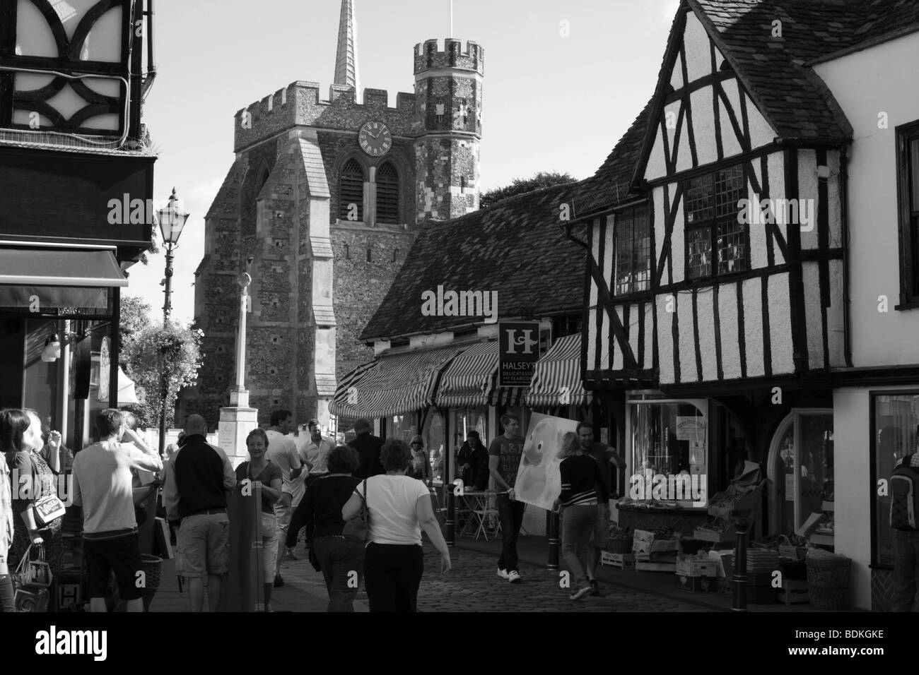 High street shops uk Black and White Stock Photos & Images - Alamy