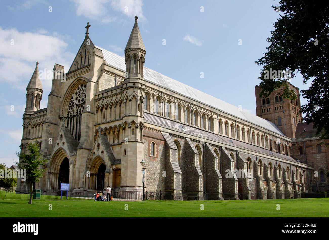 Buildings and landmarks st albans cathedral hertfordshire hi-res stock ...