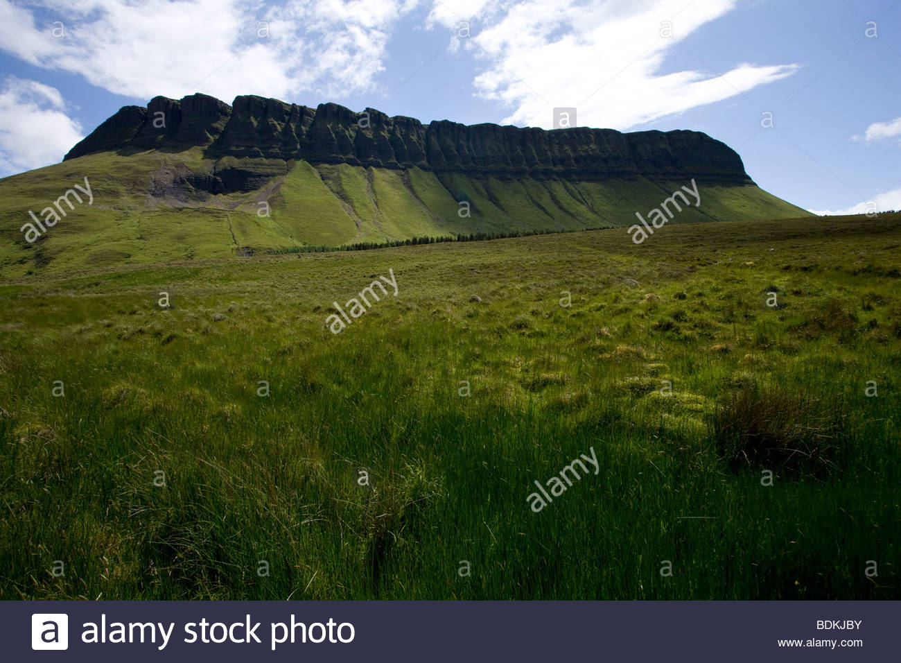 Ben Bulben Stock Photos & Ben Bulben Stock Images - Alamy
