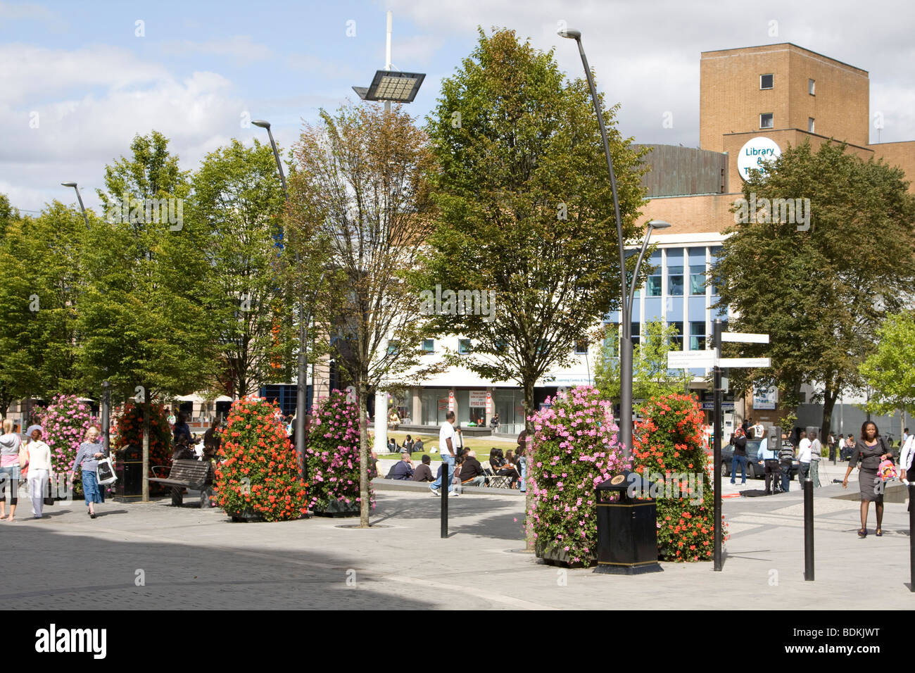 Arndale shopping centre luton hi-res stock photography and images - Alamy