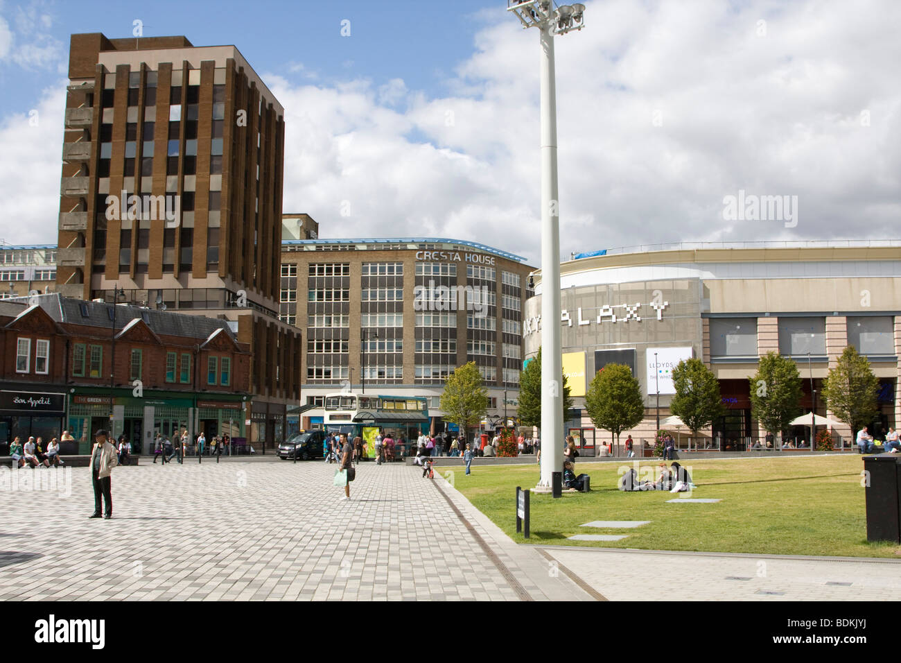 Arndale shopping centre luton hi-res stock photography and images - Alamy