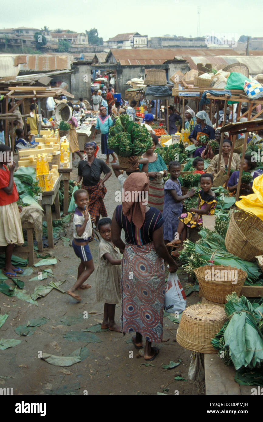 ghana, surrounding of accra, market Stock Photo - Alamy