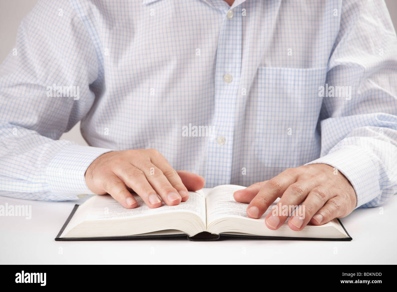 Christian reader hi-res stock photography and images - Alamy