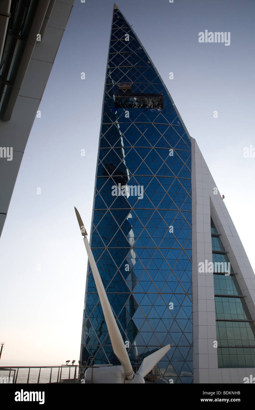 World trade centre bahrain wind turbine hi-res stock photography and ...