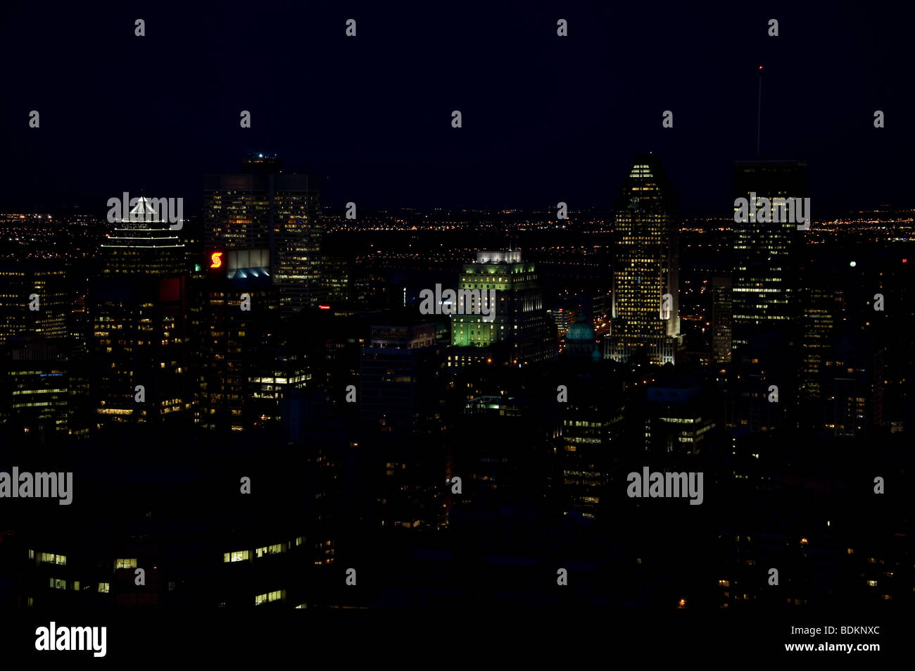 Montreal skyline from mount hi-res stock photography and images - Alamy