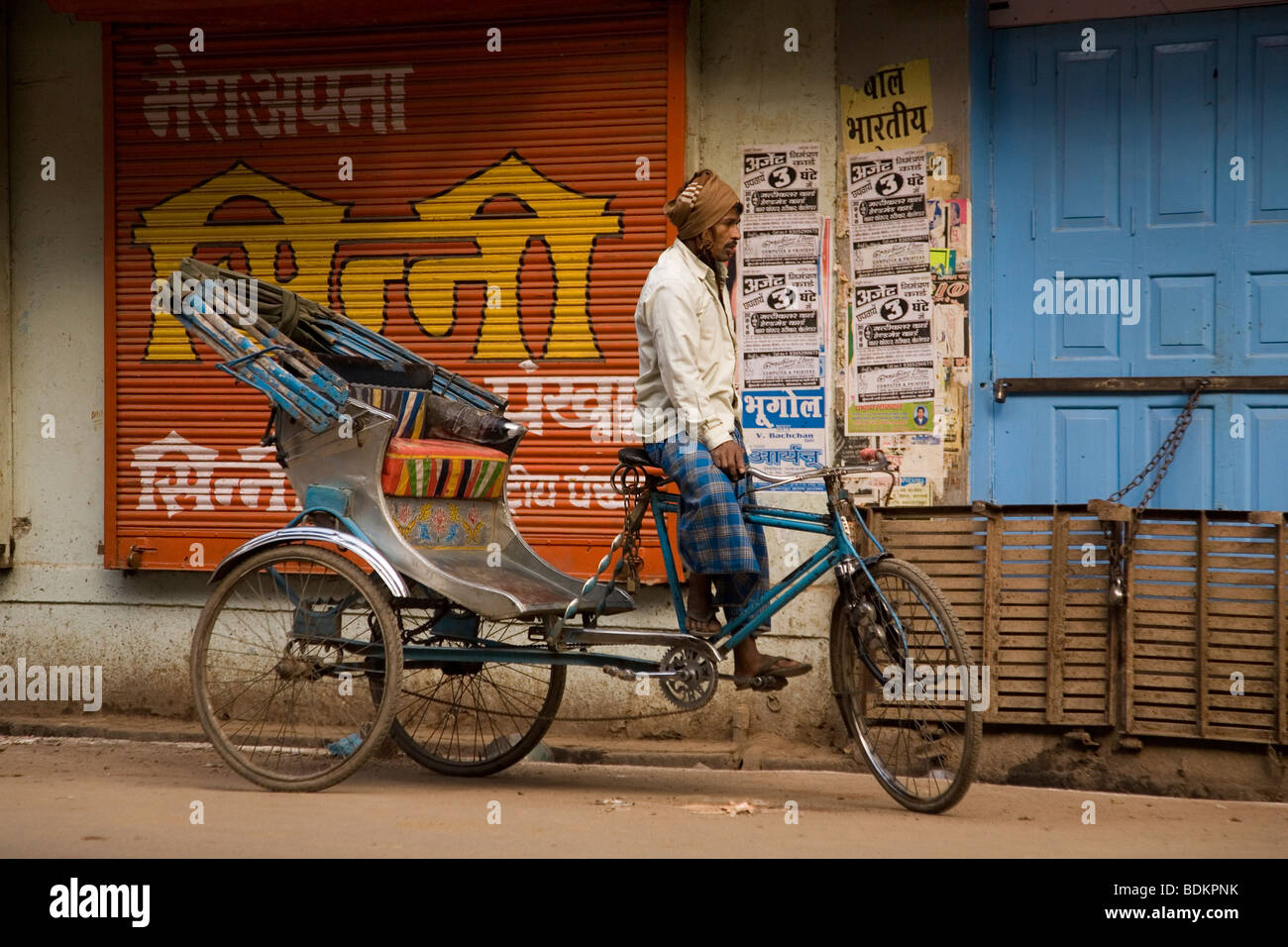 Male bicycle driver on street hi-res stock photography and images - Alamy