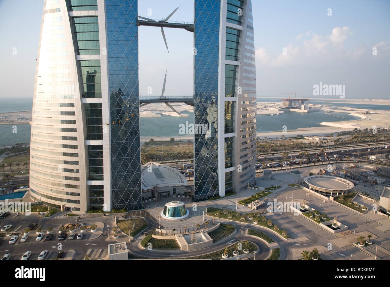 World trade centre bahrain wind turbine hi-res stock photography and ...