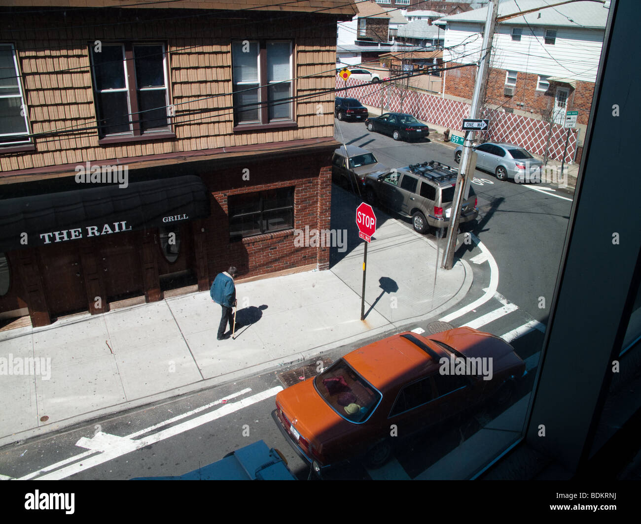Main street corner architecture hi-res stock photography and images - Alamy