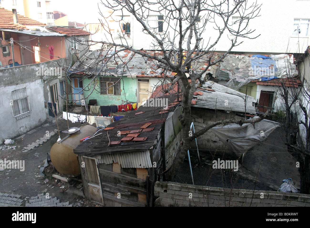To the breadline hi-res stock photography and images - Alamy