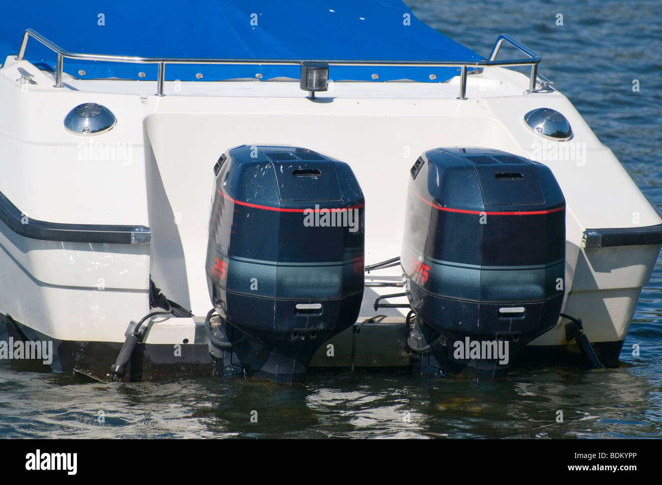 Twin motors hi-res stock photography and images - Alamy