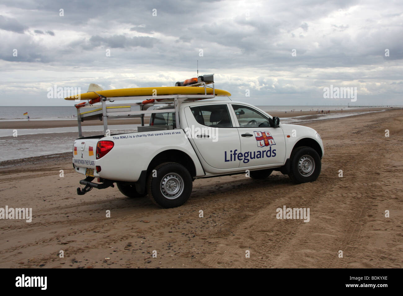 Uk lifeguard truck beach hi-res stock photography and images - Alamy