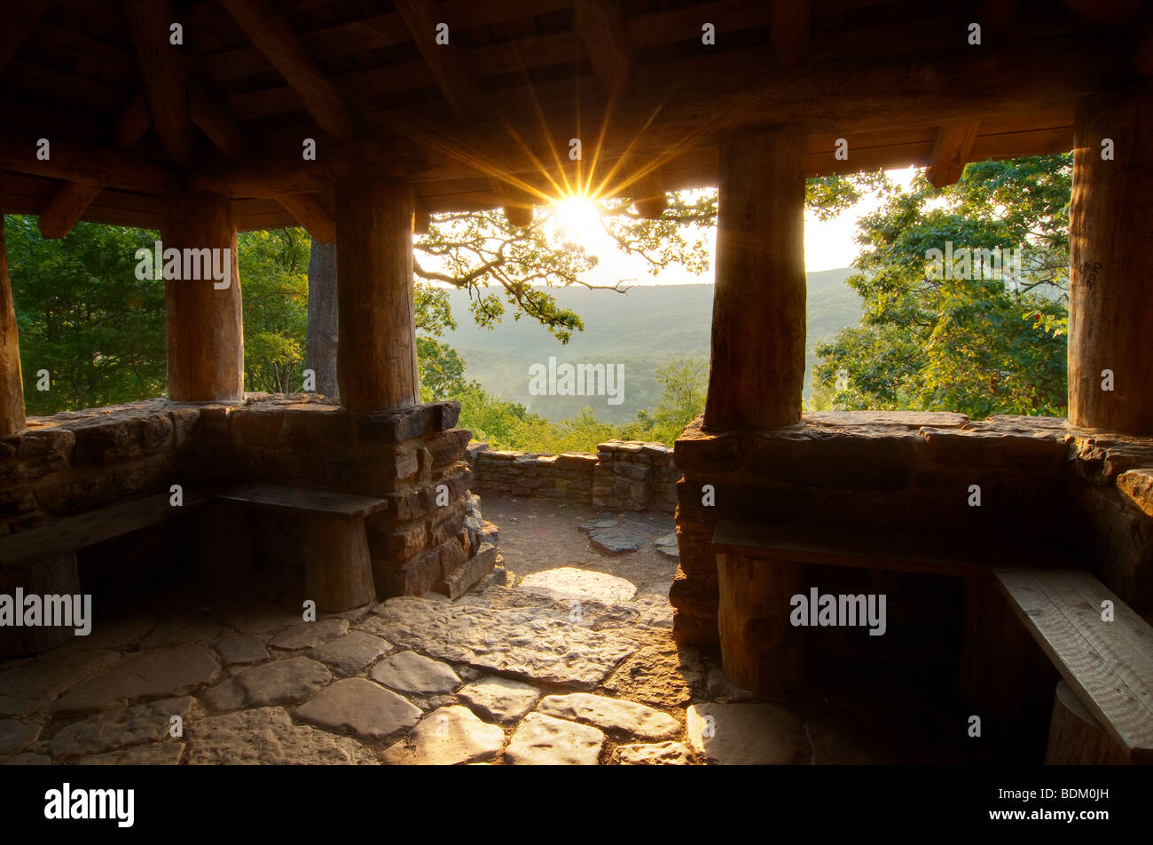 CCC Scenic Overlook overlooking Lee Creek Valley in Devil's Den State ...