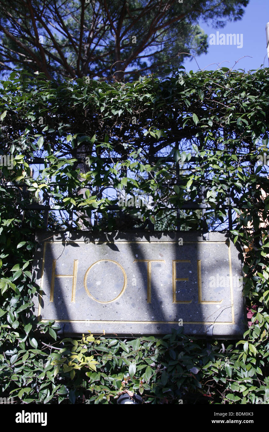 Luxury hotel notice hi-res stock photography and images - Alamy