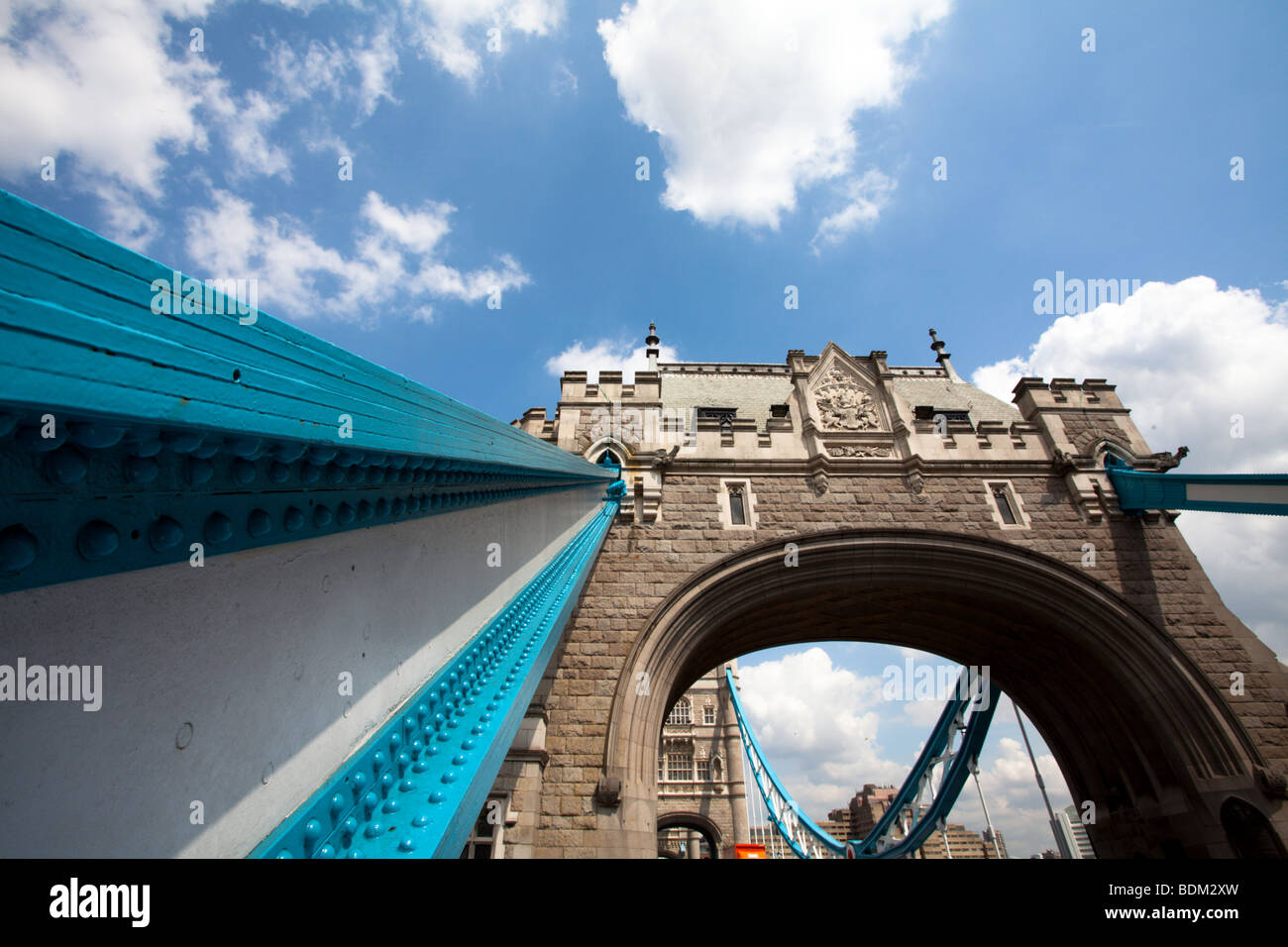 Iconic british bridge hi-res stock photography and images - Alamy