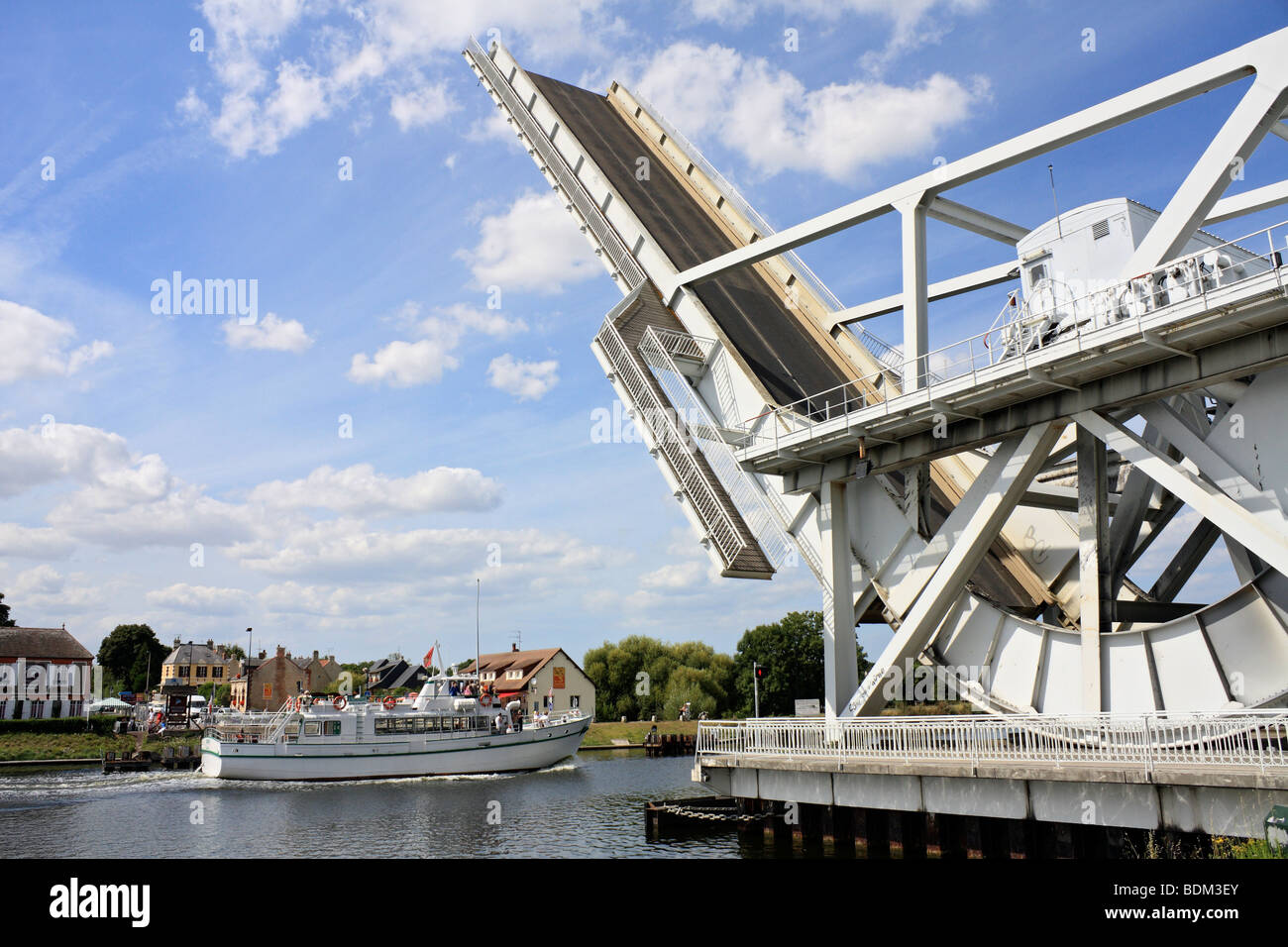 The new Pegasus Bridge on the Caen Canal, near Ouistreham, in Normandy ...