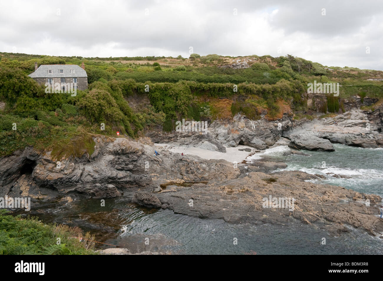 Natural stone cottage, Prussia Cove, Cornwall Stock Photo - Alamy