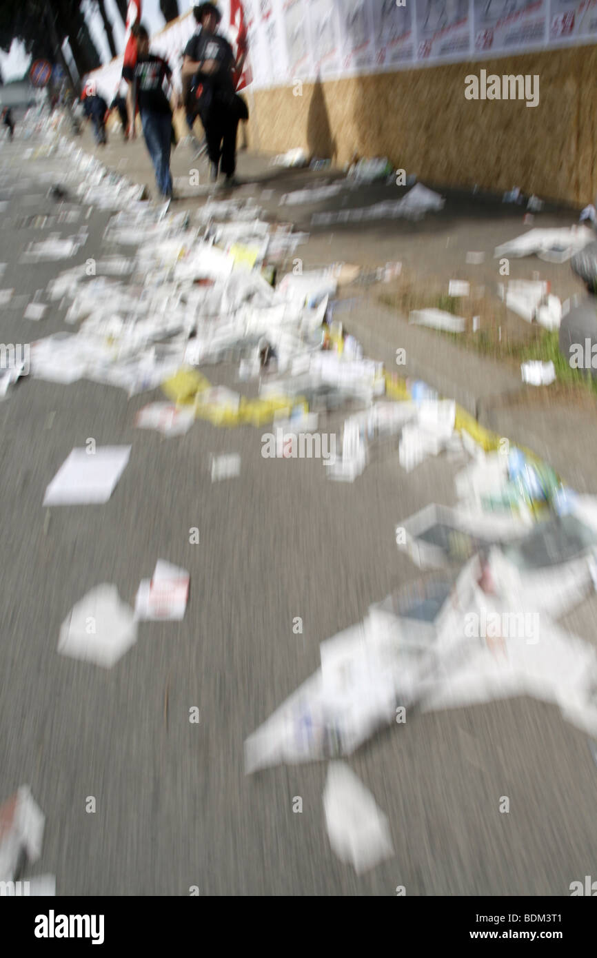 Public litter bin covered in hi-res stock photography and images - Alamy