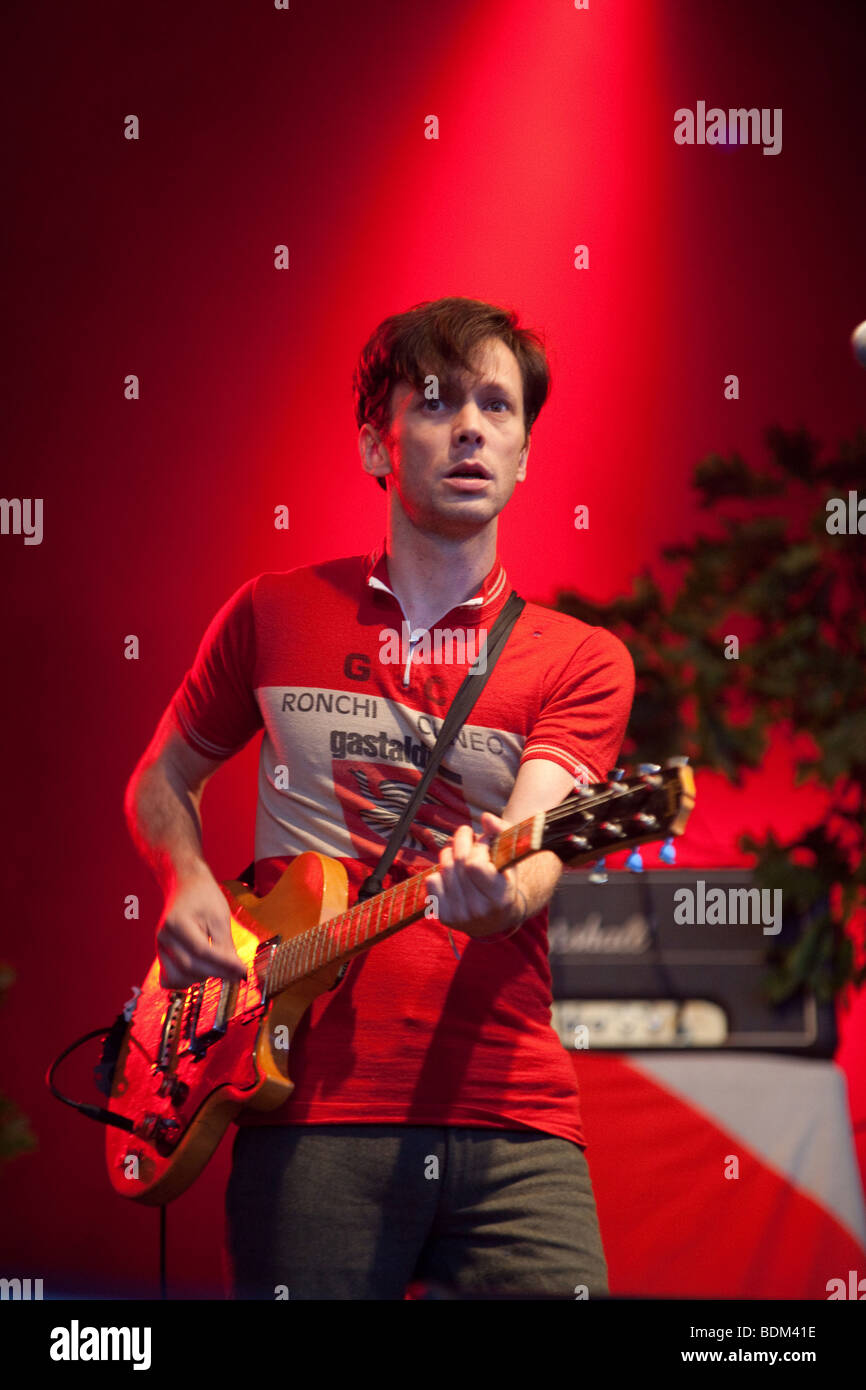 British sea power singer hi-res stock photography and images - Alamy