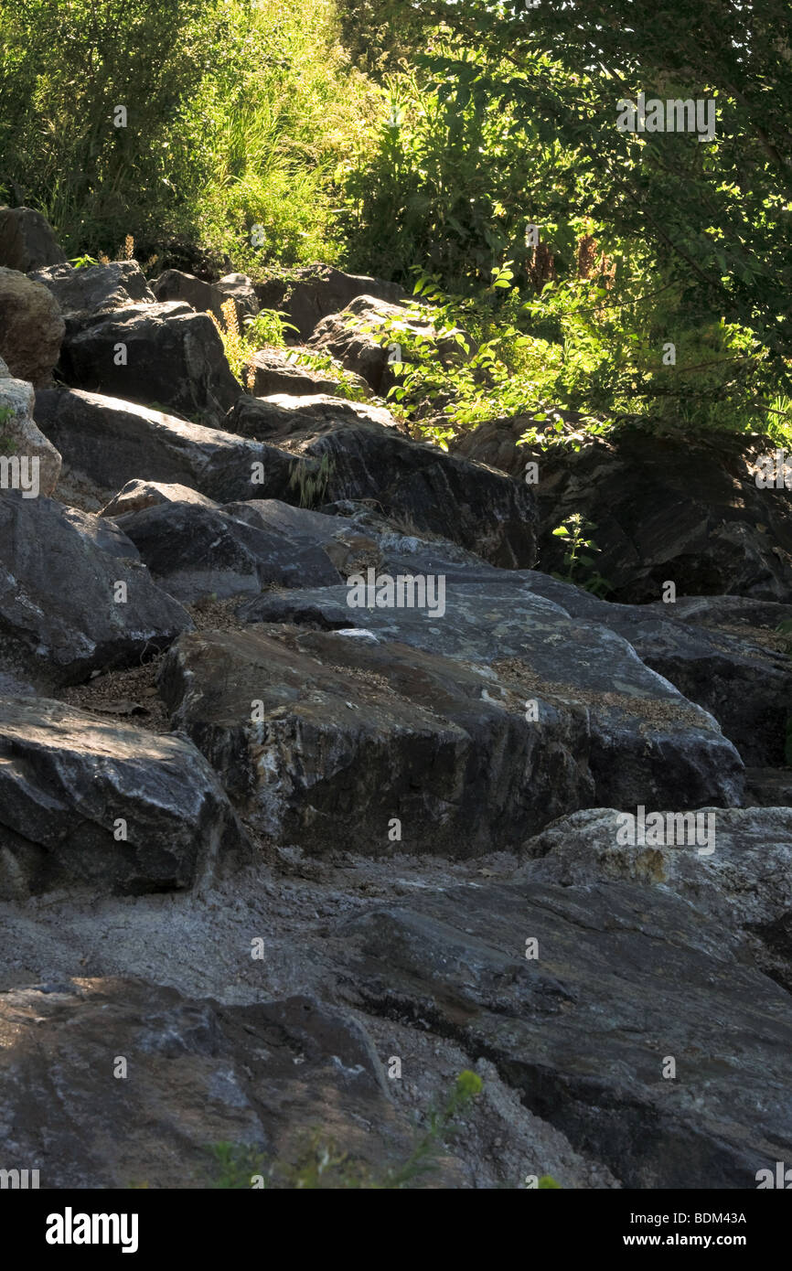A secluded rock path to Cherry Creek in Denver Stock Photo - Alamy