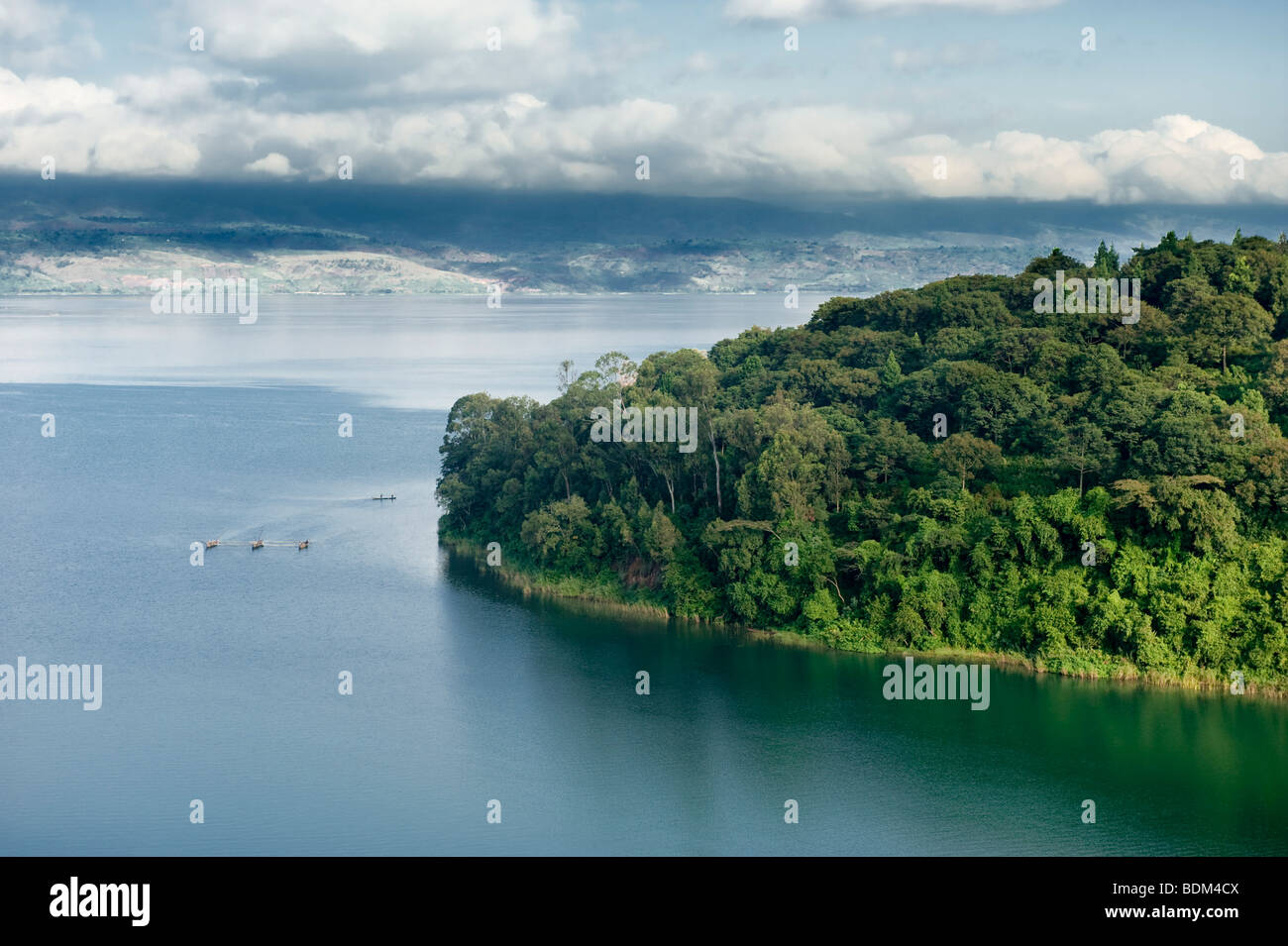Rwanda landscape hi-res stock photography and images - Alamy