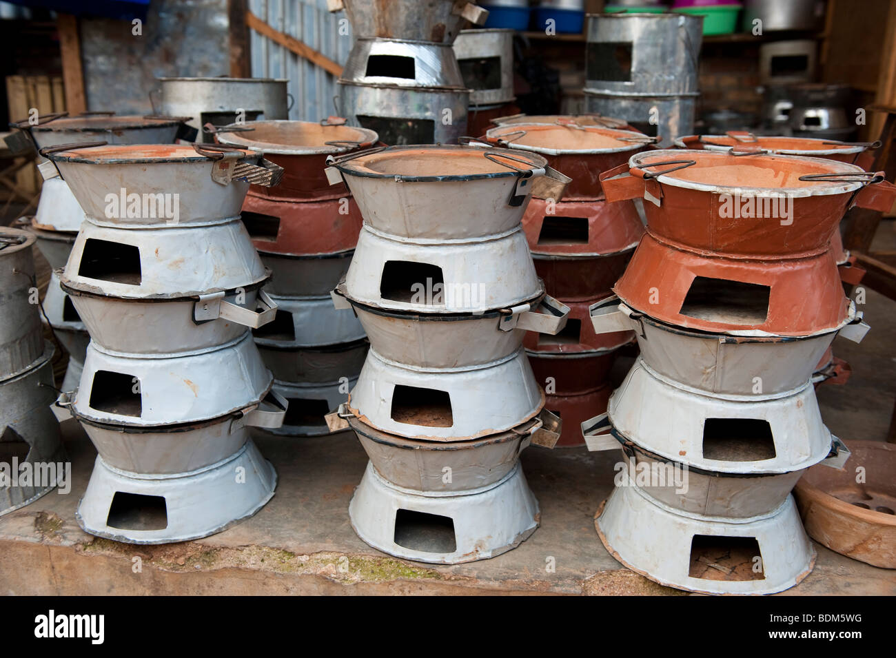 Traditional stoves hi-res stock photography and images - Alamy