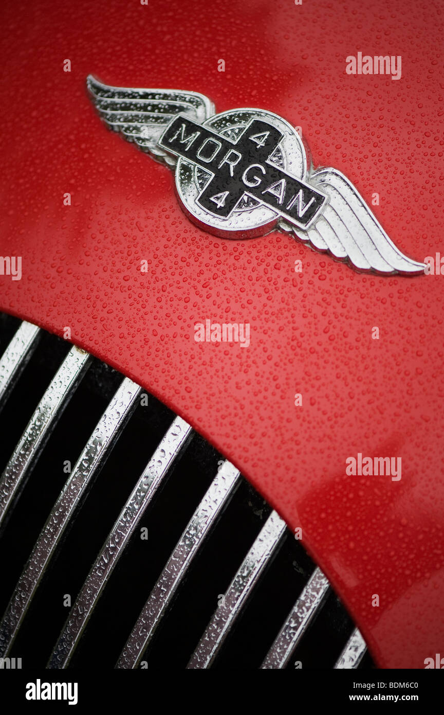 Morgan 4/4 classic british car bonnet and badge abstract Stock Photo ...