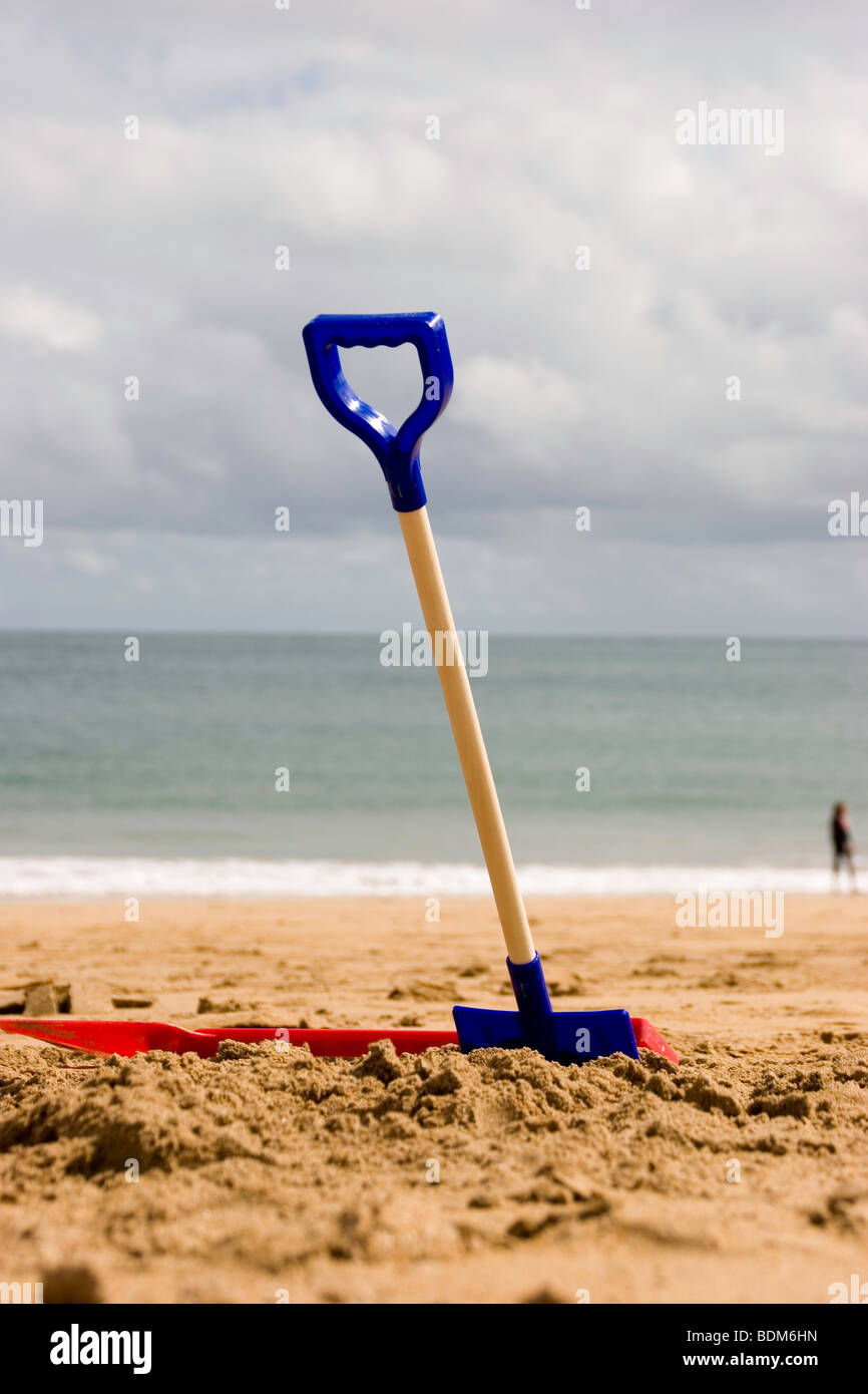 Spade beach not bucket hi-res stock photography and images - Alamy
