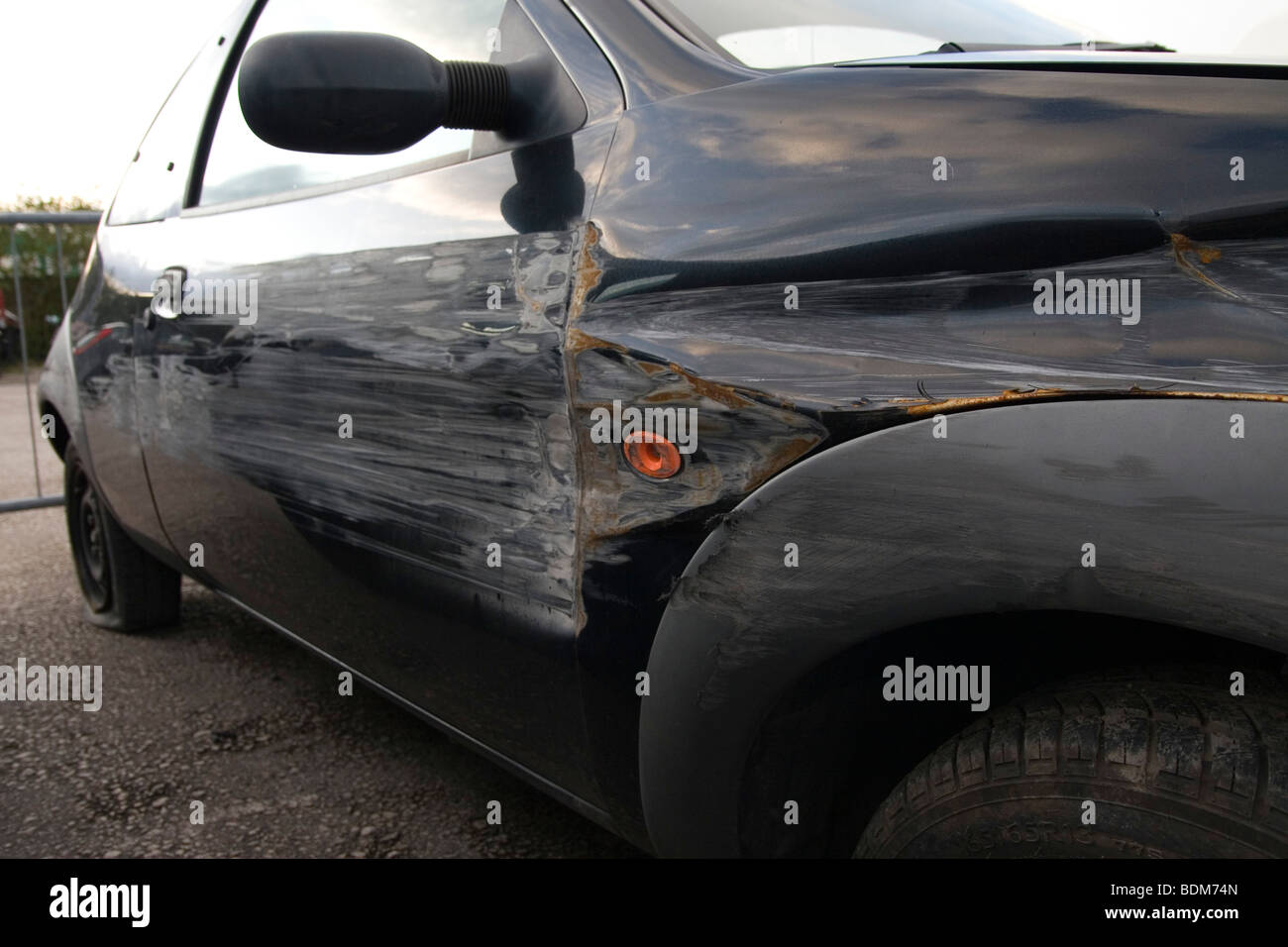 Damaged vehicle awaiting repair Stock Photo - Alamy