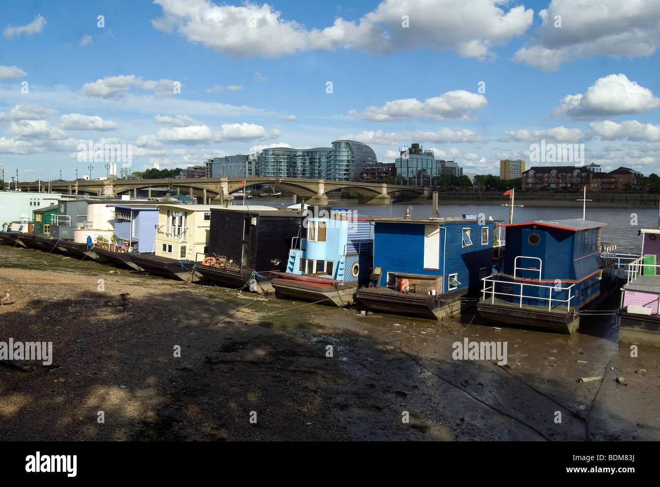 Chelsea wharf hi-res stock photography and images - Alamy