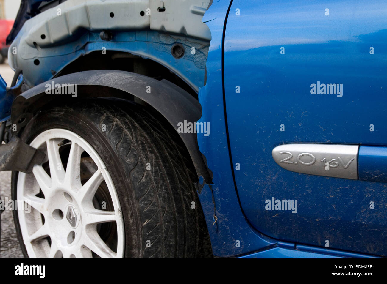Alloy wheel damage hi-res stock photography and images - Alamy