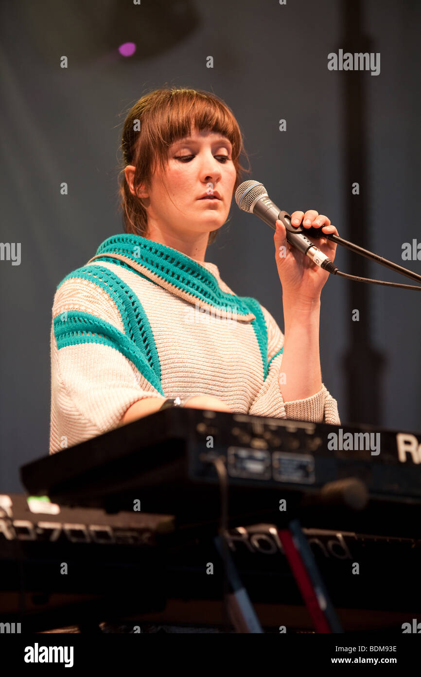 Cate le bon singer hi-res stock photography and images - Alamy