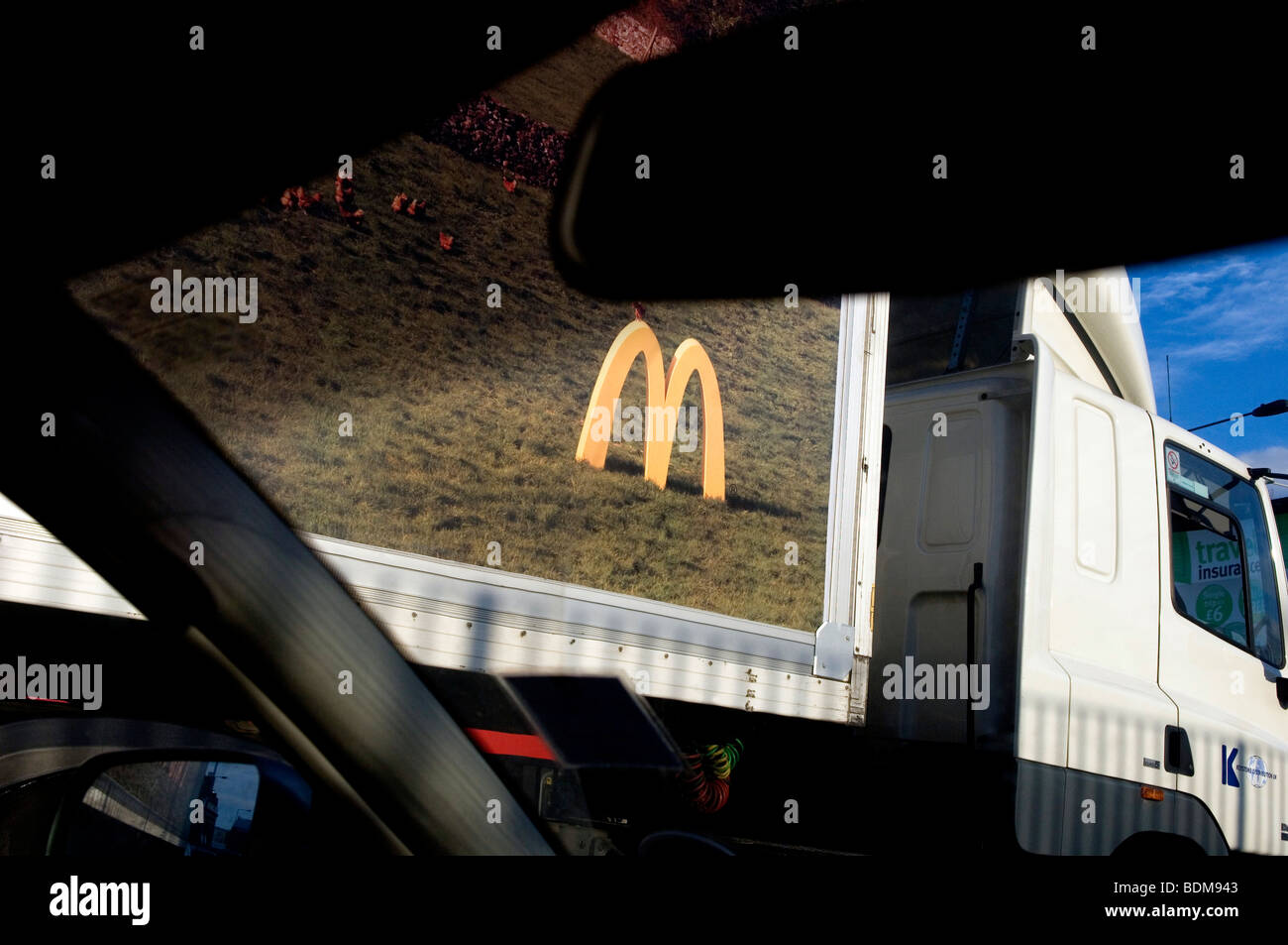 Mcdonald's delivery truck hi-res stock photography and images - Alamy