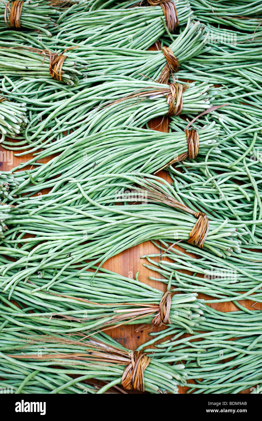 Snake beans hi-res stock photography and images - Alamy