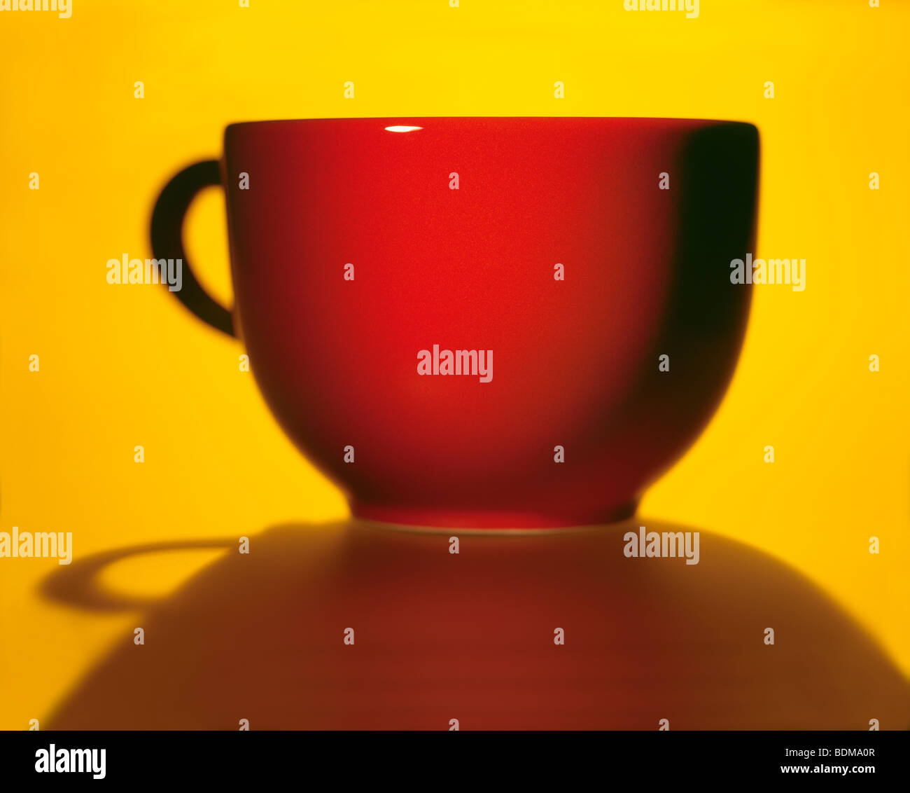 Shadow of a mug hi-res stock photography and images - Alamy