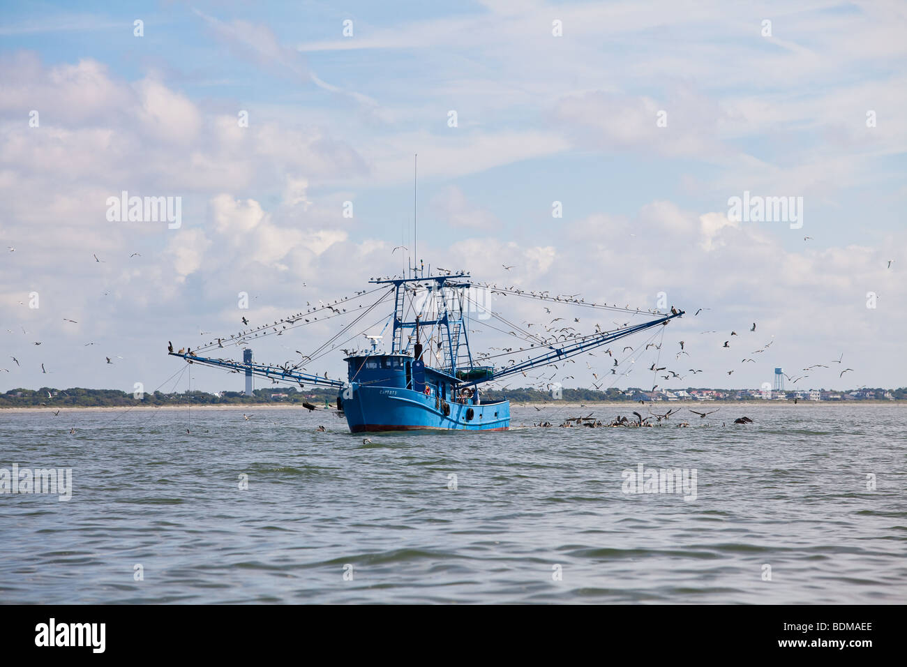 Charleston commercial fishing boat hi-res stock photography and images ...