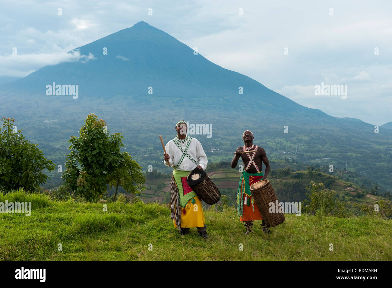 drummers, Intore dancing, Rwanda Stock Photo - Alamy