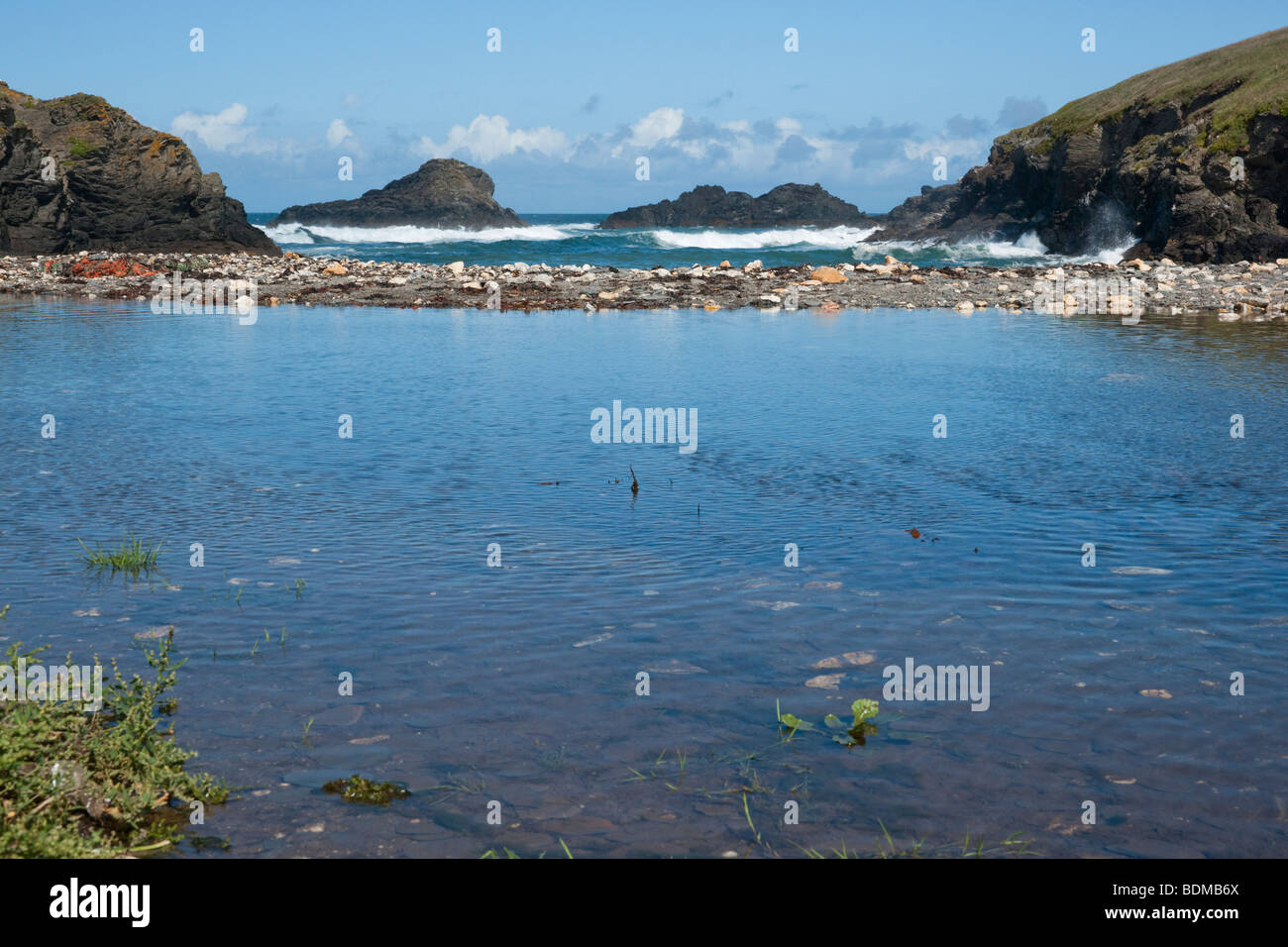 Pool at head of Porth Mear Cove near Porth Cothan, Cornwall Stock Photo ...