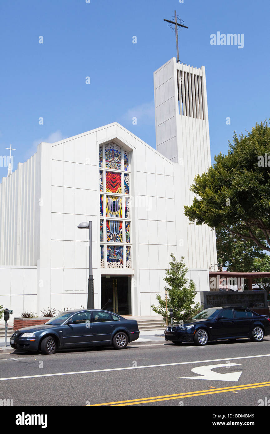 Modern church hi-res stock photography and images - Alamy