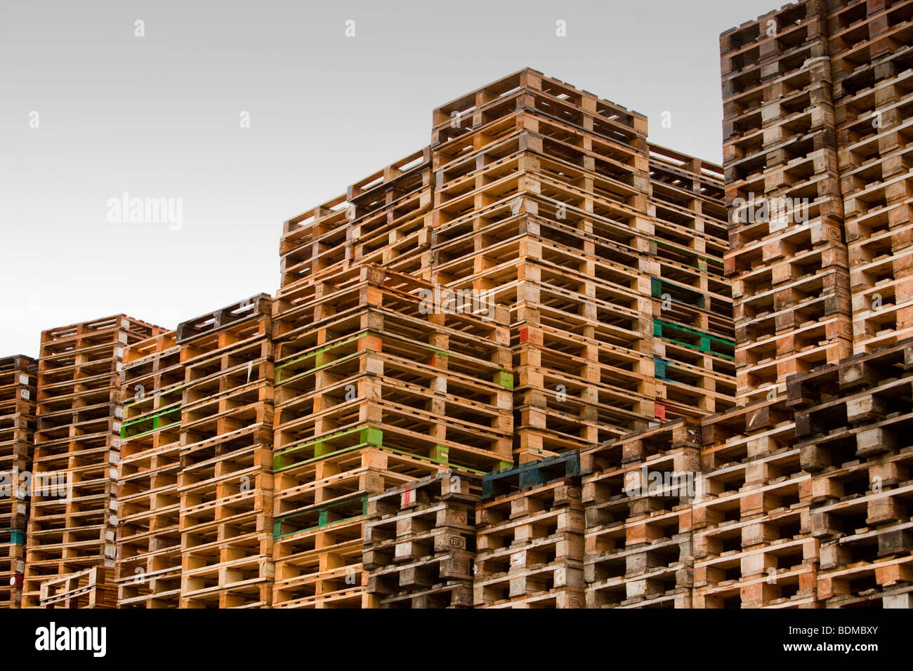 A stack of wooden pallets Stock Photo - Alamy