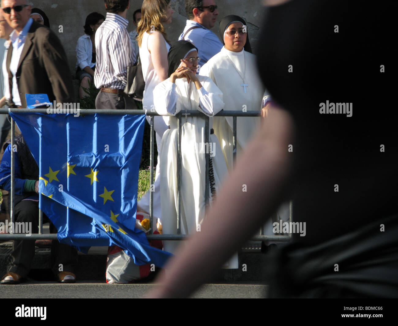 nuns at corpus domini procession in rome, june 2009 Stock Photo - Alamy