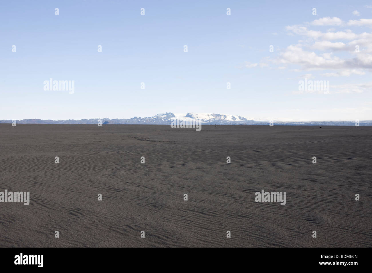 Iceland black sand desert hi-res stock photography and images - Alamy