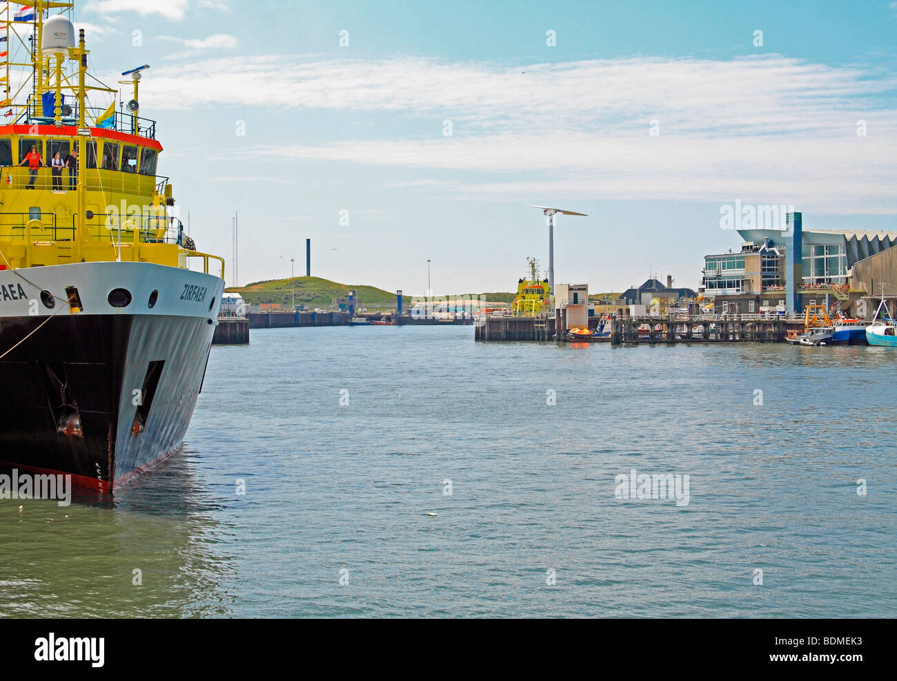Scheveningen fishing harbour hi-res stock photography and images - Alamy
