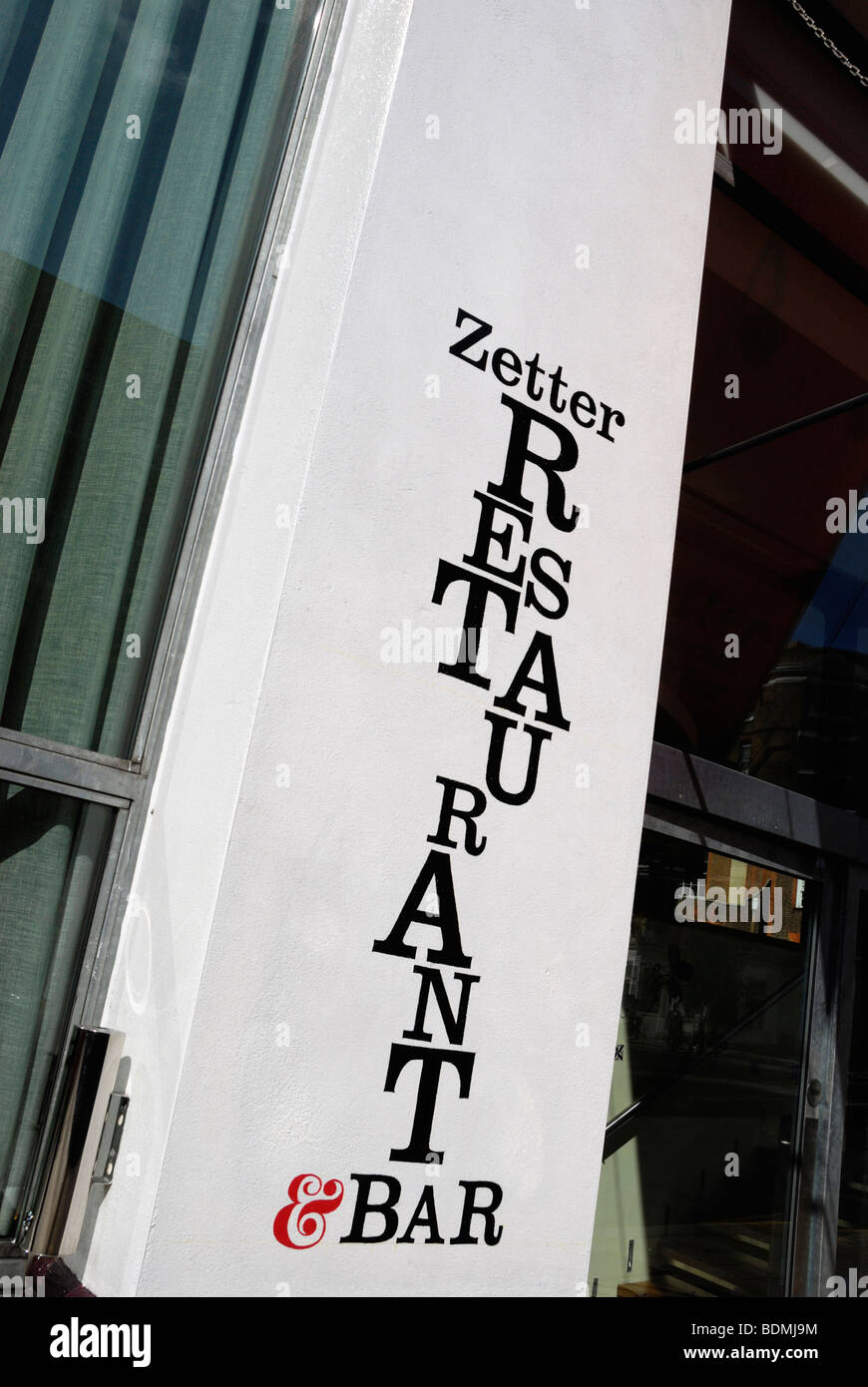 Zetter restaurant and bar in St John's Square, Clerkenwell, London ...
