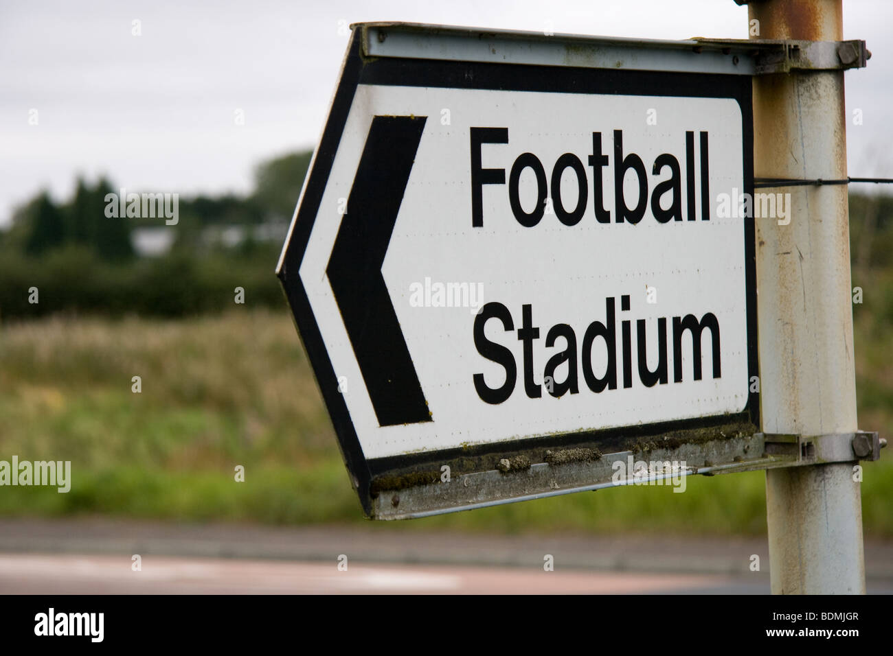 Directions way to football stadium hi-res stock photography and images ...