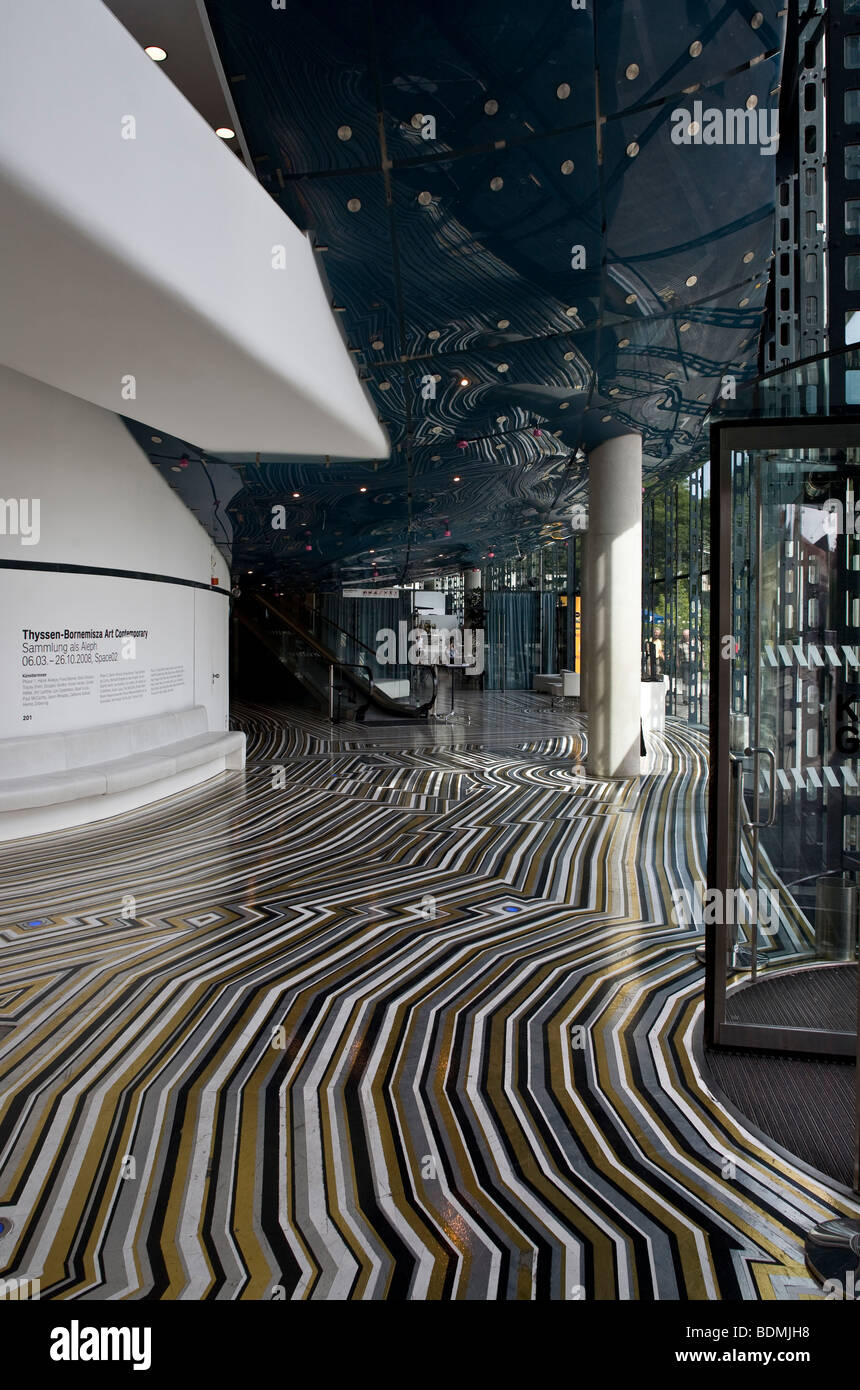 Graz, Kunsthaus, Vestibül mit Fußbodengestaltung von J. Lambie Stock ...