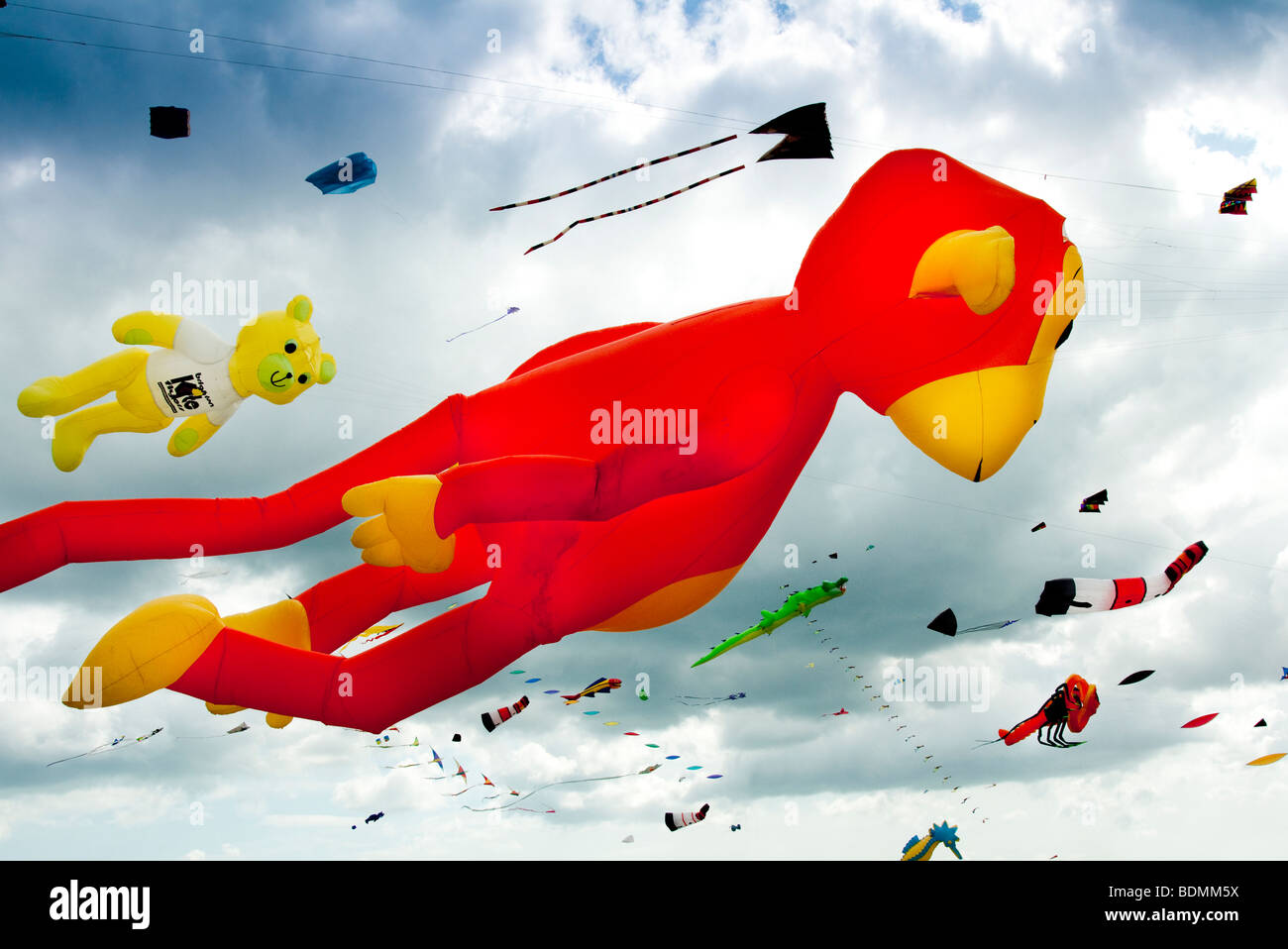 Flying monkey hi-res stock photography and images - Alamy