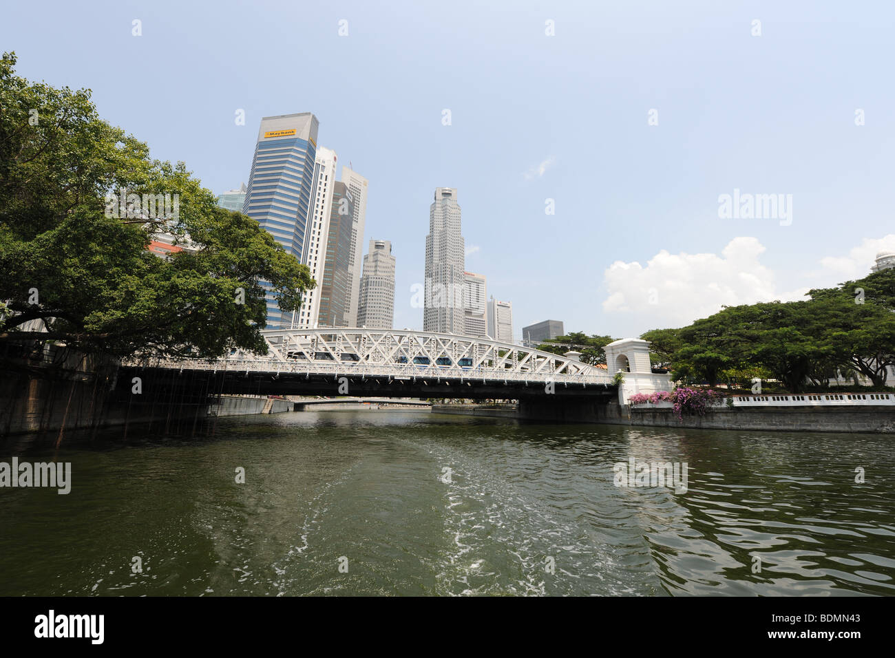Anderson bridge and city skyline, Singapore Stock Photo - Alamy